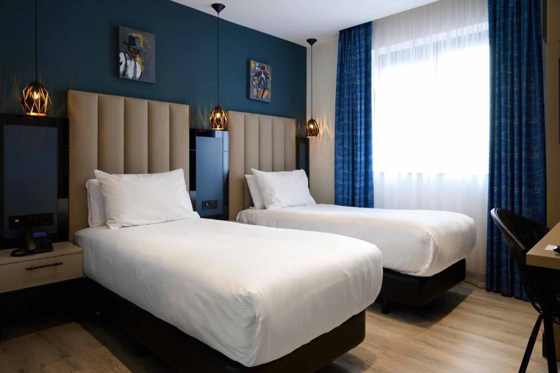 Spark by Hilton Luton - Grand Prix Tours